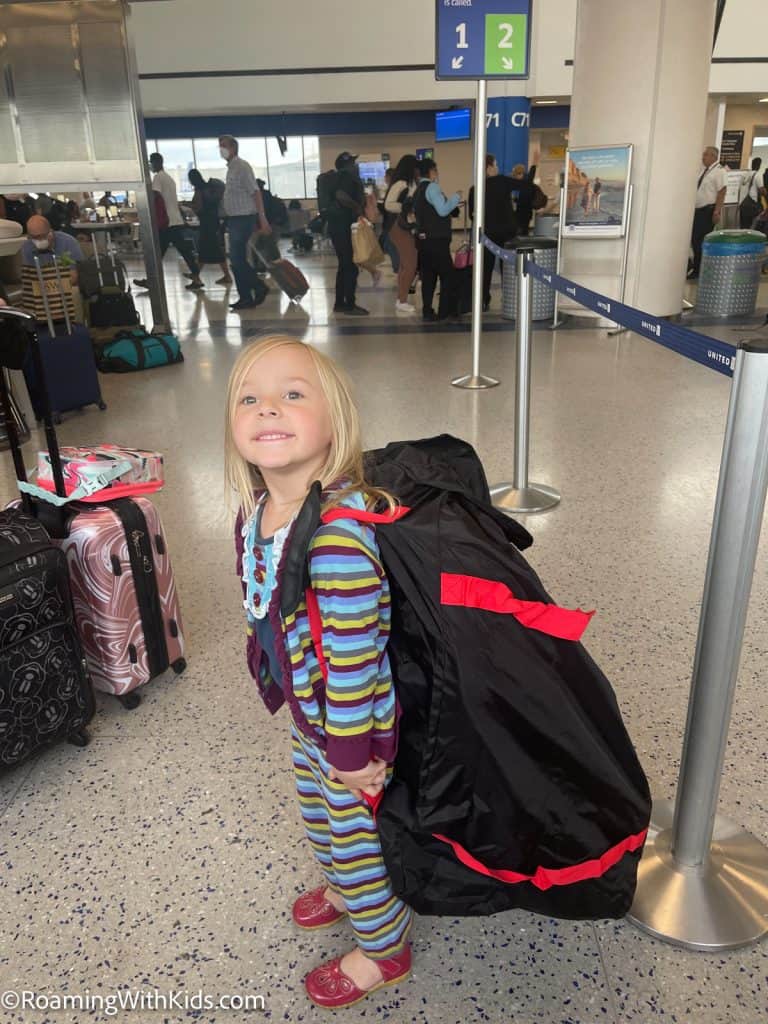 10 Must Have Items for Traveling with Kids - Roaming With Kids