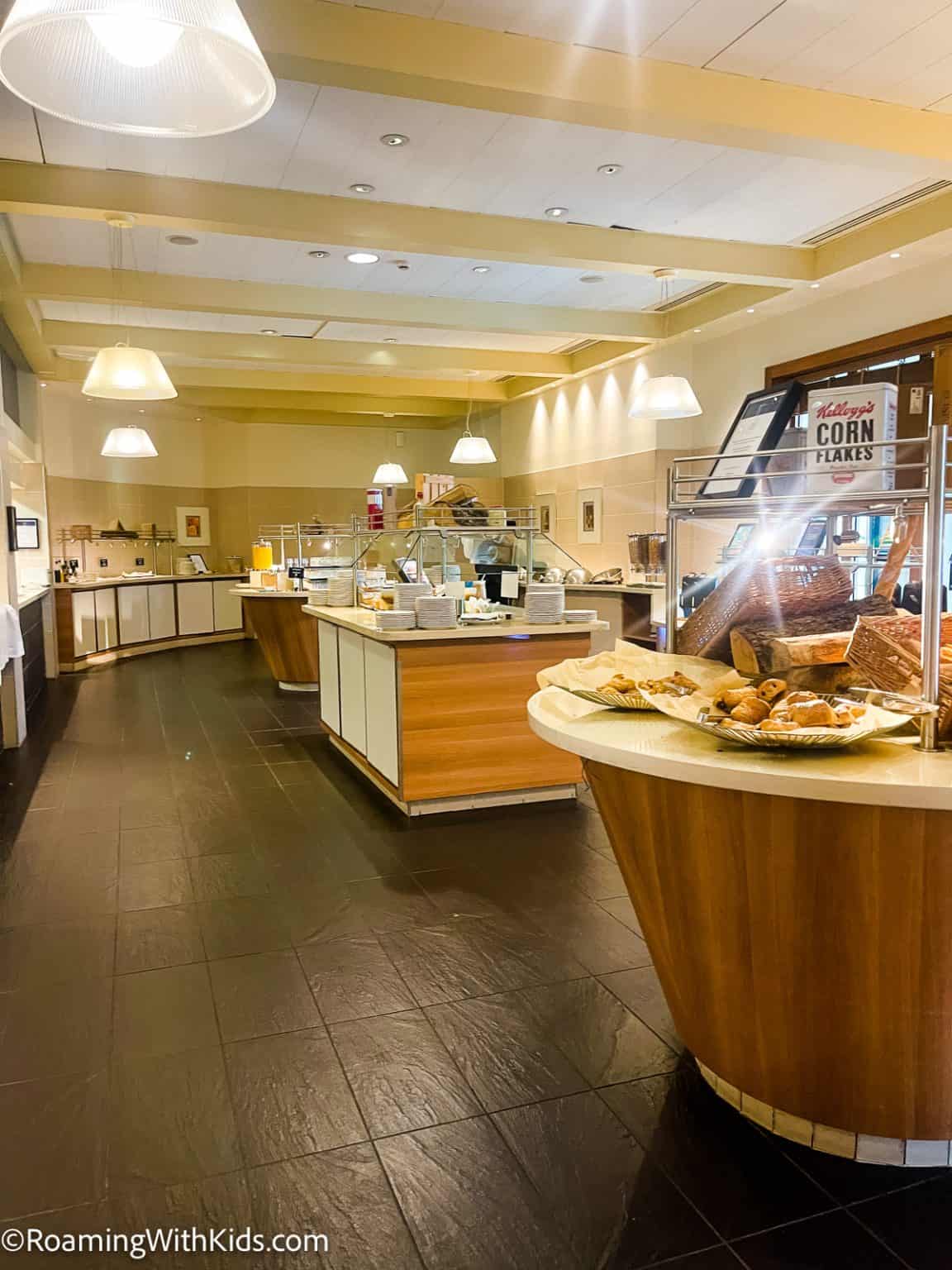 Radisson Blu Marne-la-Vallee Hotel Review (Disneyland Paris)